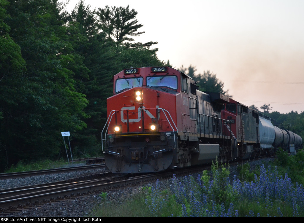 GN 2693 & CN 2442